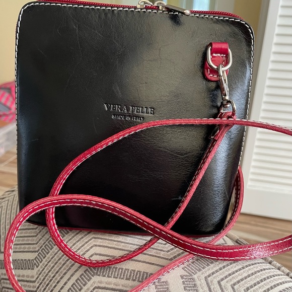 Vera Pelle | Bags | Vera Pelle Black Italian Leather With Red Leather ...